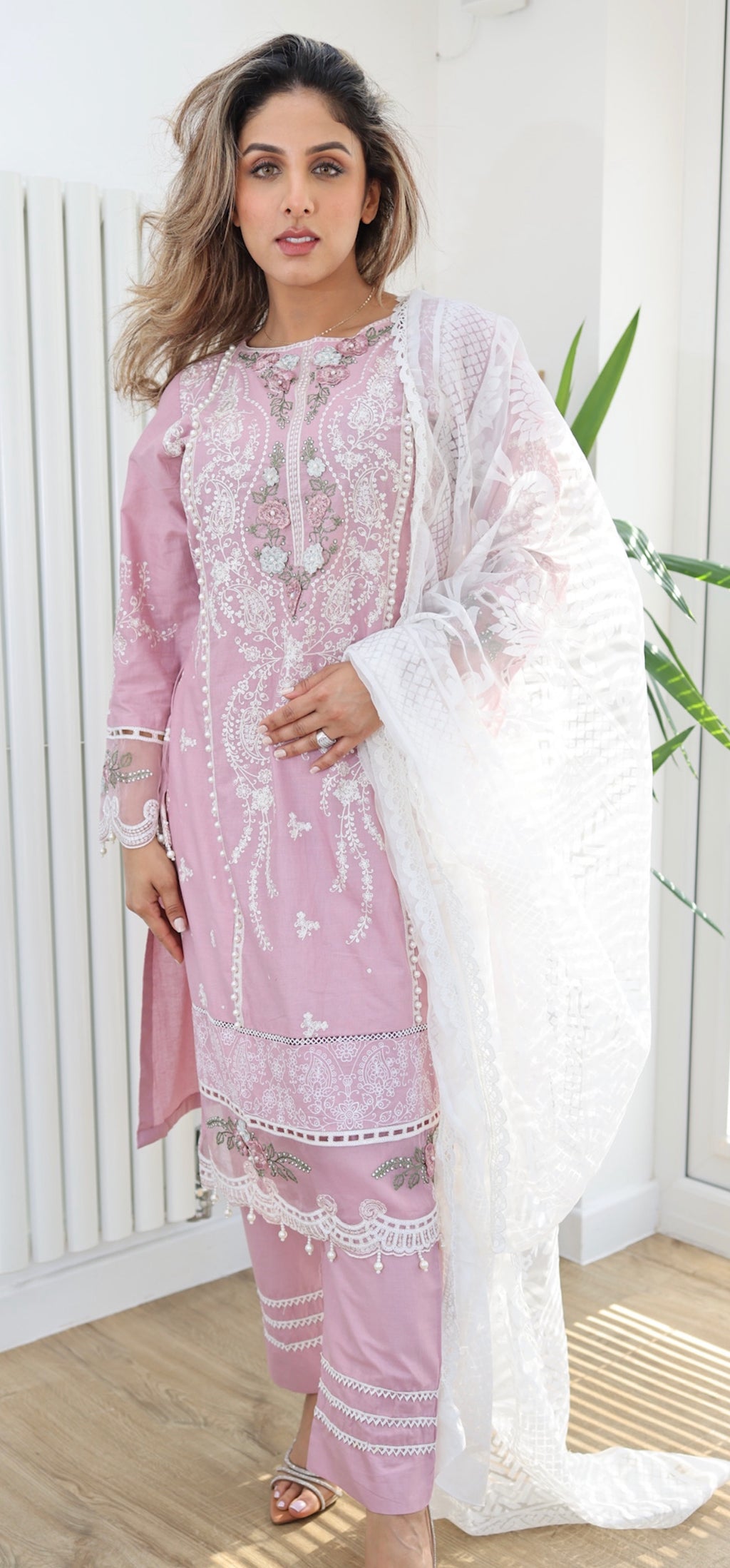 Dusky Pink 3pc Lawn Suit, with Organza Chikankari Borders – RiwayatOnline